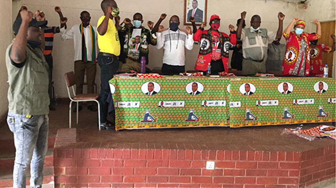 JUST IN: Makonde DCC lays roadmap for 5m votes - Zimbabwe Situation