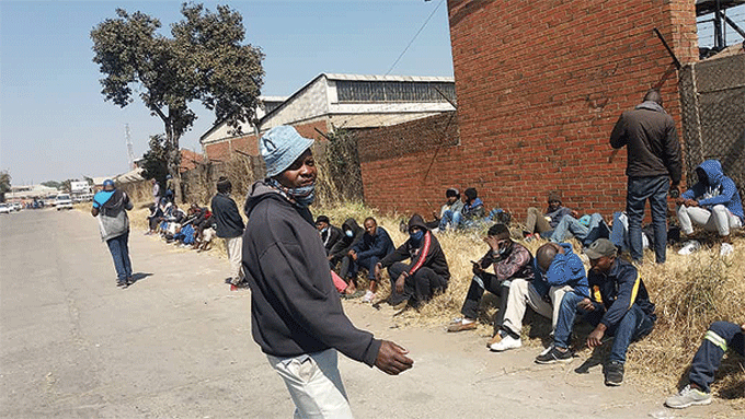 Zupco drivers protest over poor working conditions - Zimbabwe Situation