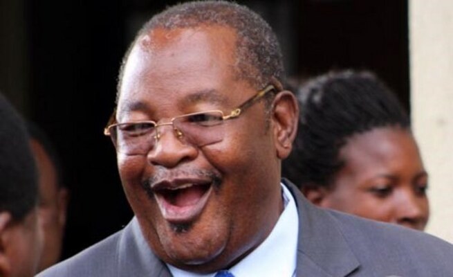 Farm workers jobless as Mpofu defies High Court - Zimbabwe Situation
